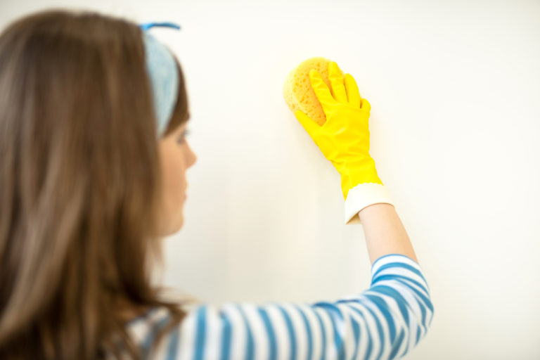 Removing Handprints from a Wall – How and When?