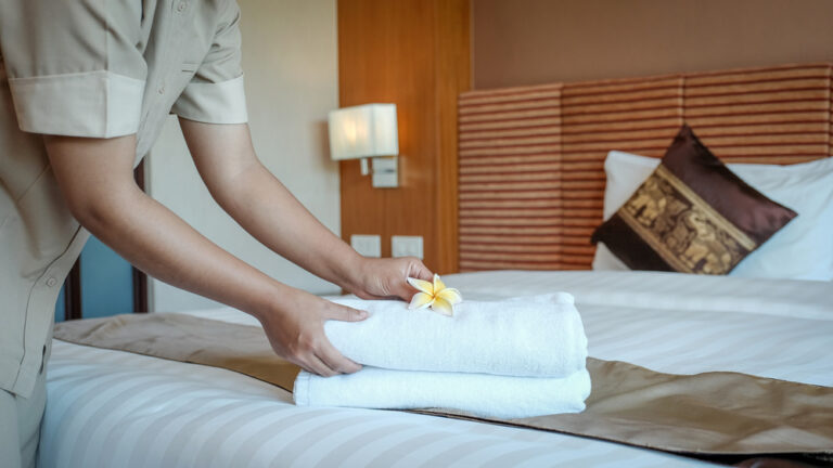 10 Practical Tips for a Detailed Housekeeping Routine | Housekeeping ...